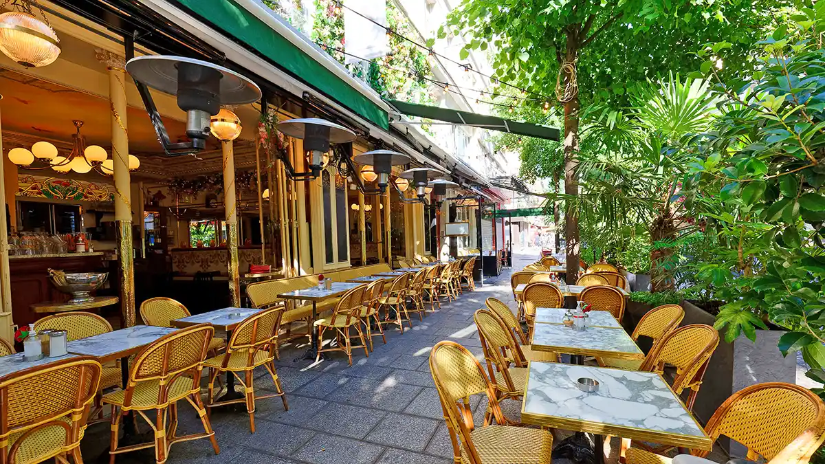 Navigating the Paris Food Scene: Tips and Tactics for Foodservice ...