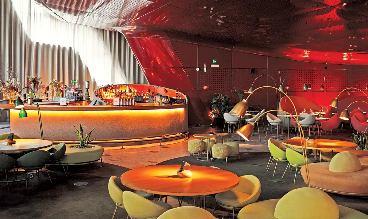 How Unique Restaurant Concepts Can Stand Out in a Sea of Franchises